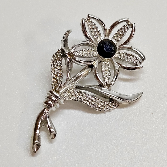Sarah Coventry | Jewelry | Vintage Sarah Coventry Cov Black Beauty ...